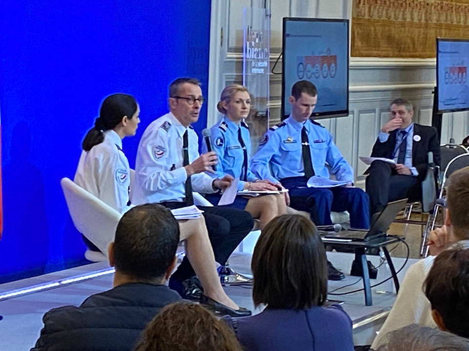 intervenants-livre-blanc / Files / MI - Direction générale des étrangers en France - Ministère ...